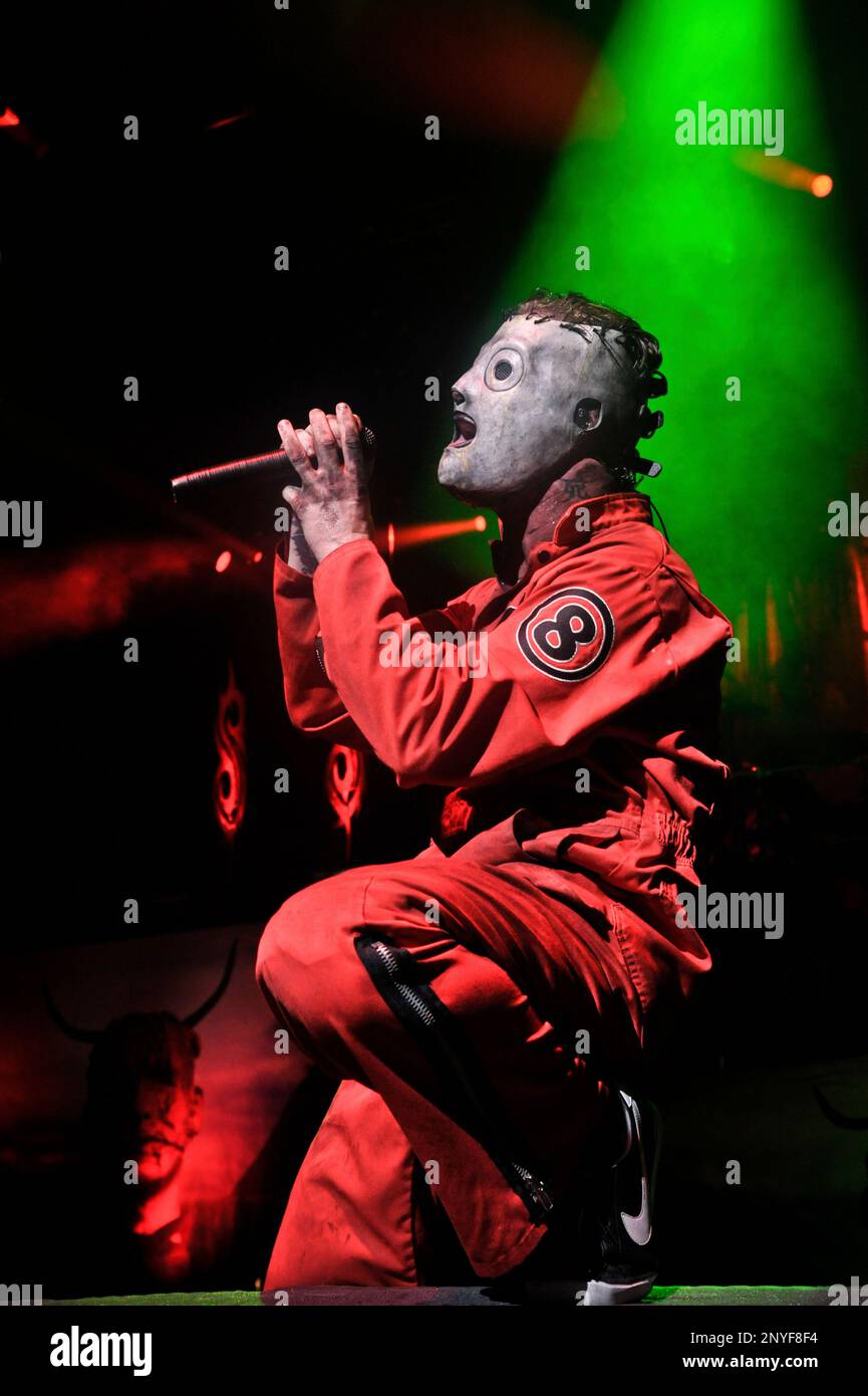 Corey Taylor of Slipknot performs during the Mayhem Music Festival at ...