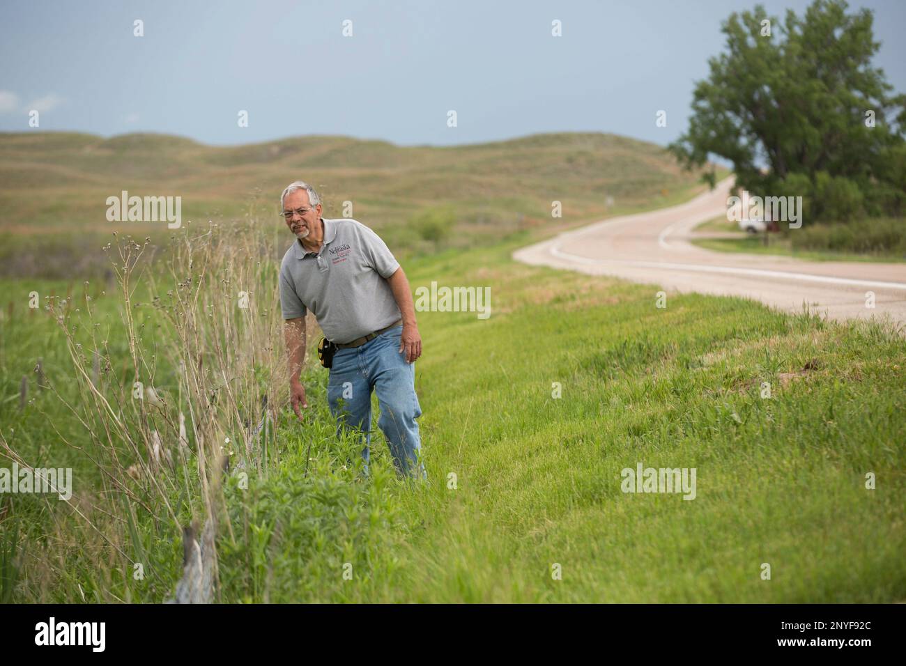 ADVANCED FOR RELEASE SATURDAY, AUGUST 5, 2017 Herpetologist Dennis ...