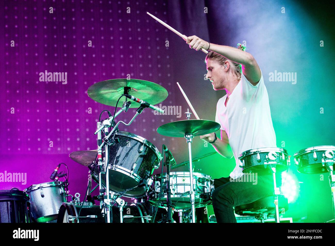 Mark Pontius of Foster The People performs during the Firefly Music ...