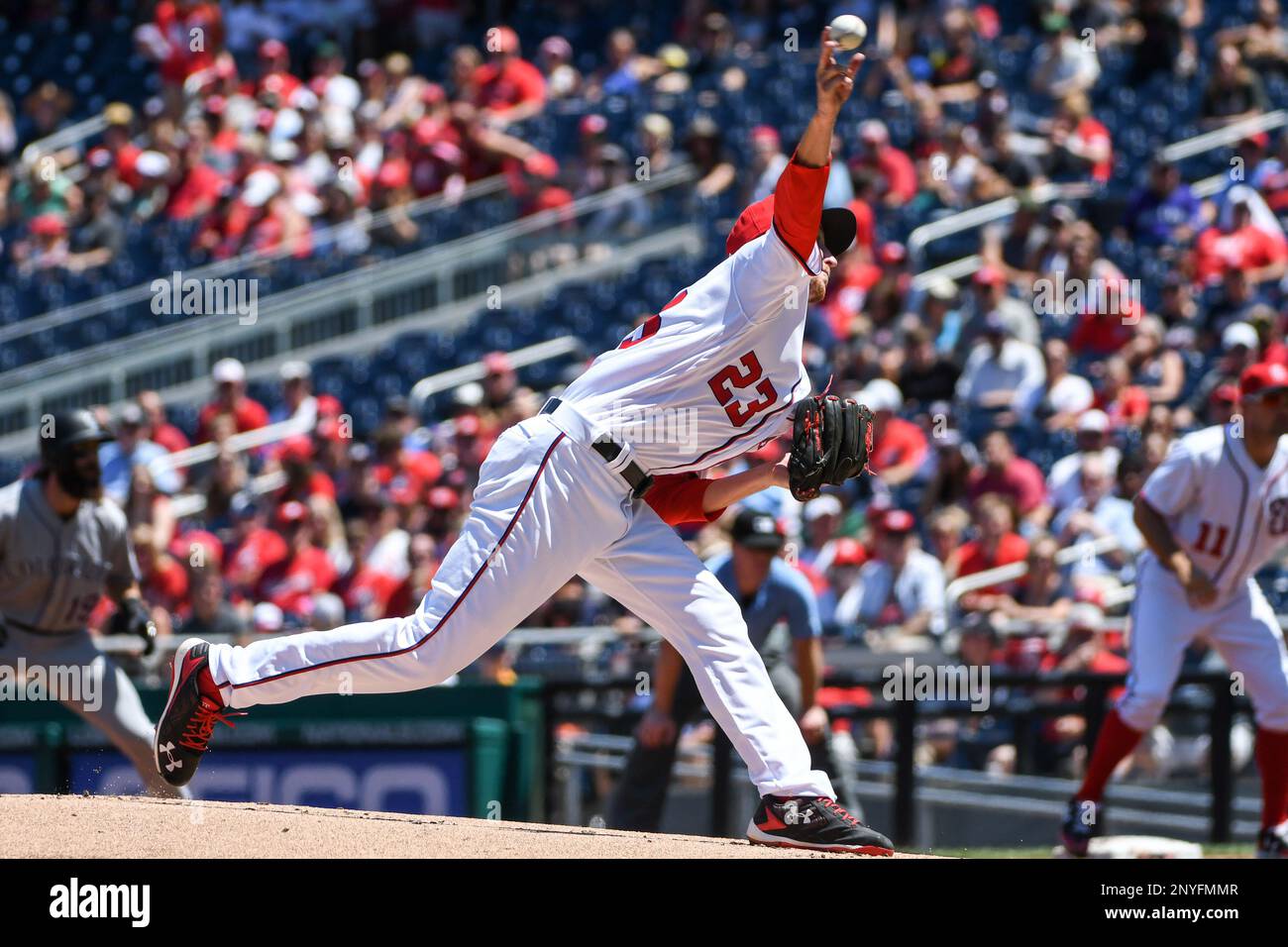 WASHINGTON, DC - JULY 30: Washington Nationals starting pitcher Eric ...