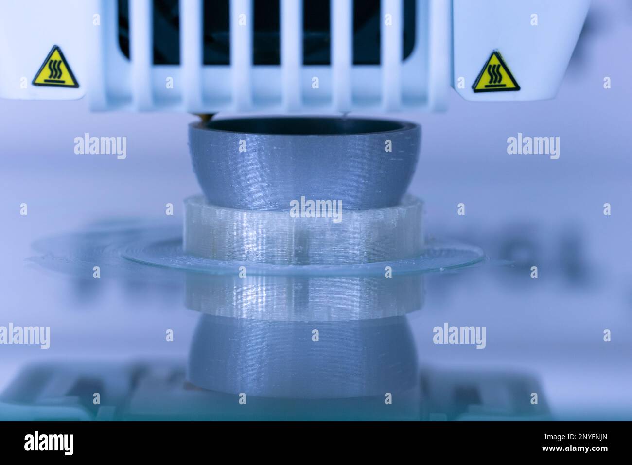 3D printer making model Stock Photo - Alamy