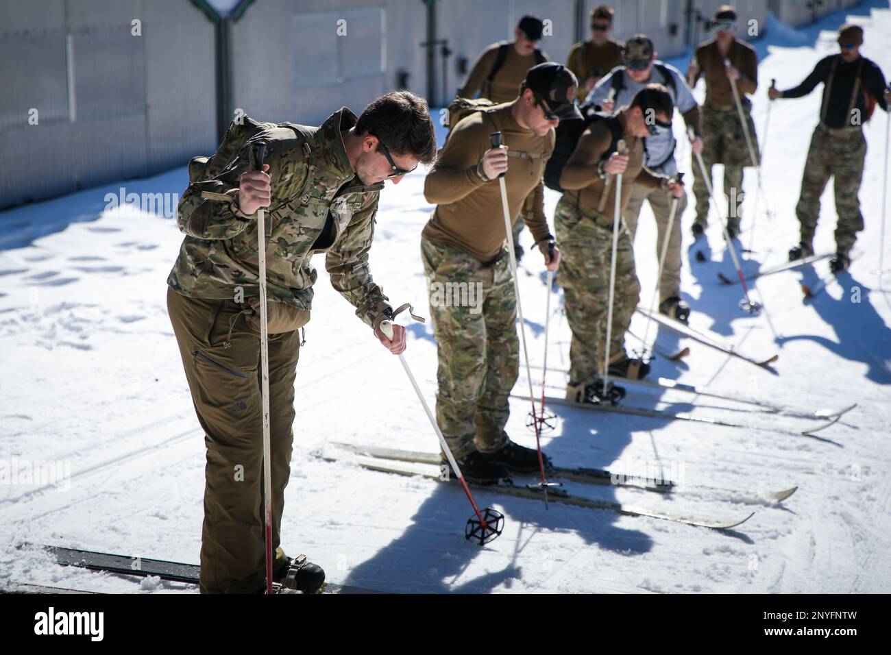 LITTLE FALLS, Minn. (Feb. 8, 2023) –U.S. Navy Explosive Ordnance ...