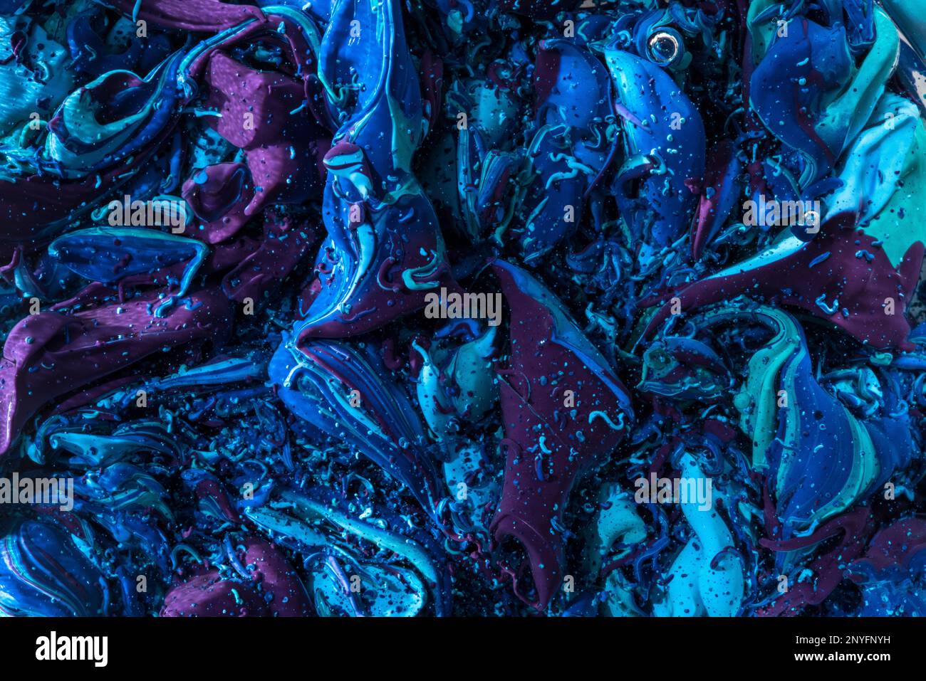Paint bubbles oil fluid ink hi-res stock photography and images - Alamy