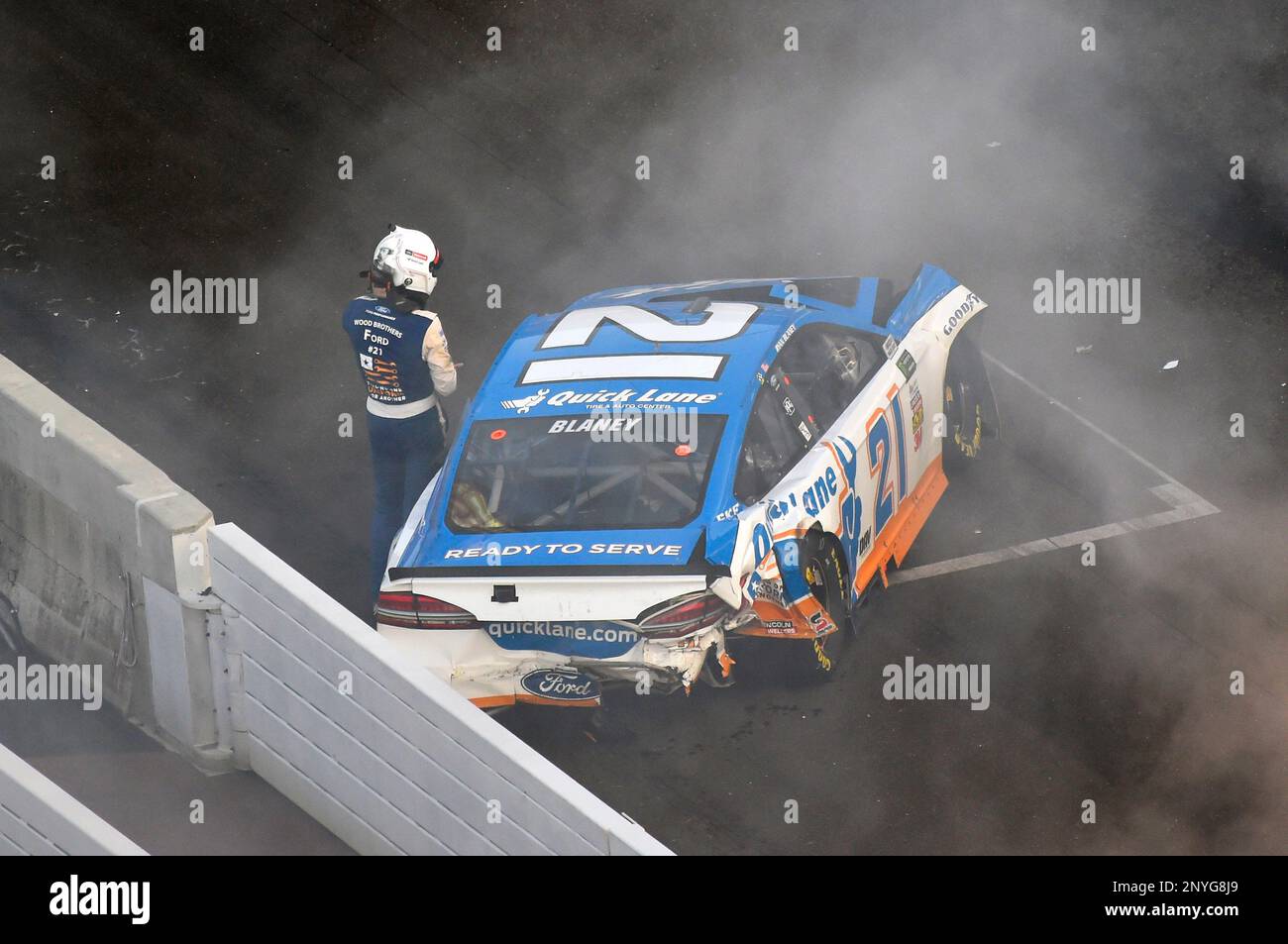 Ryan Blaney (21) crash during the NASCAR Monster Energy Cup Series ...