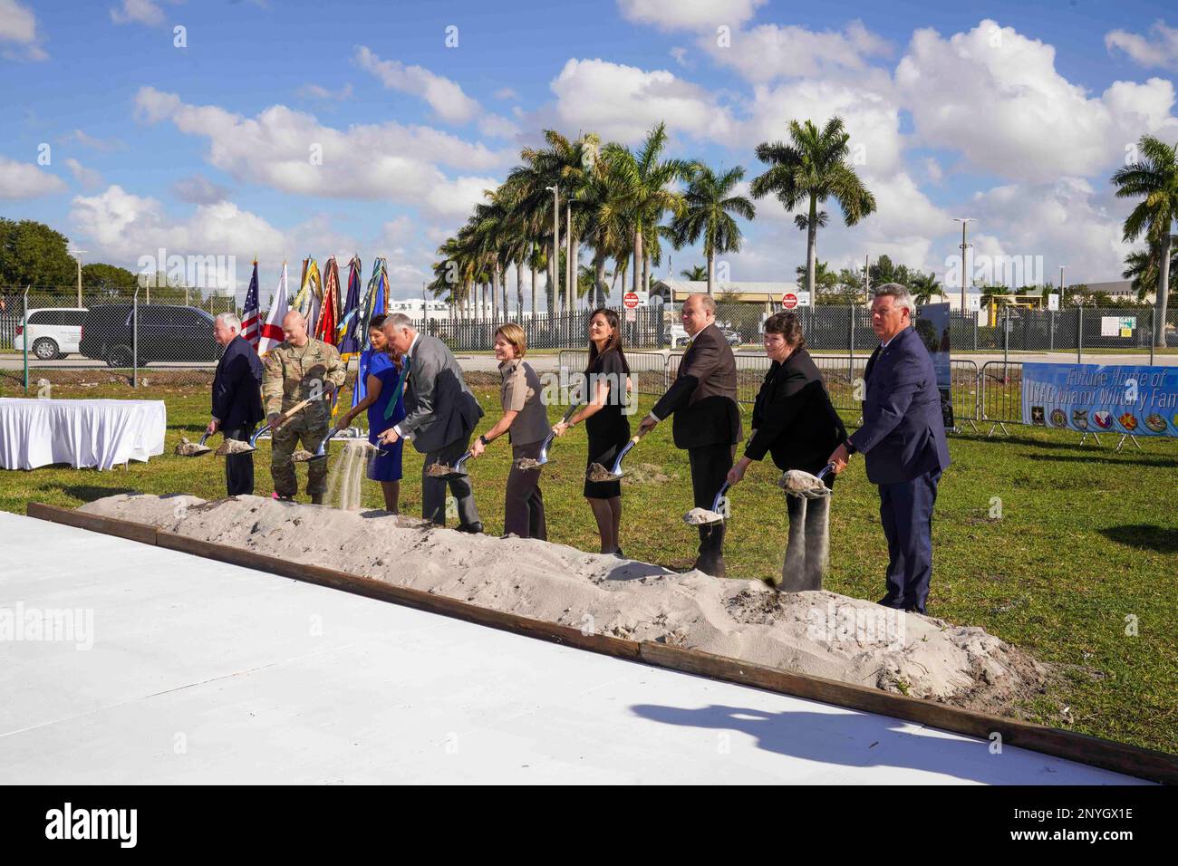 230130-N-DL524-1157 MIAMI (Jan. 30, 2023) Gen. Laura Richardson ...