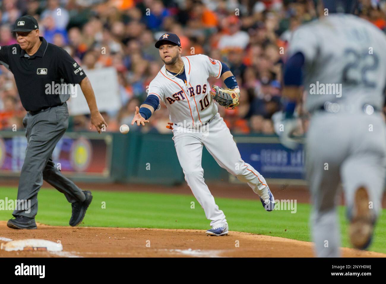 HOUSTON, TX - JULY 18: Houston Astros first baseman Yuli Gurriel (10 ...