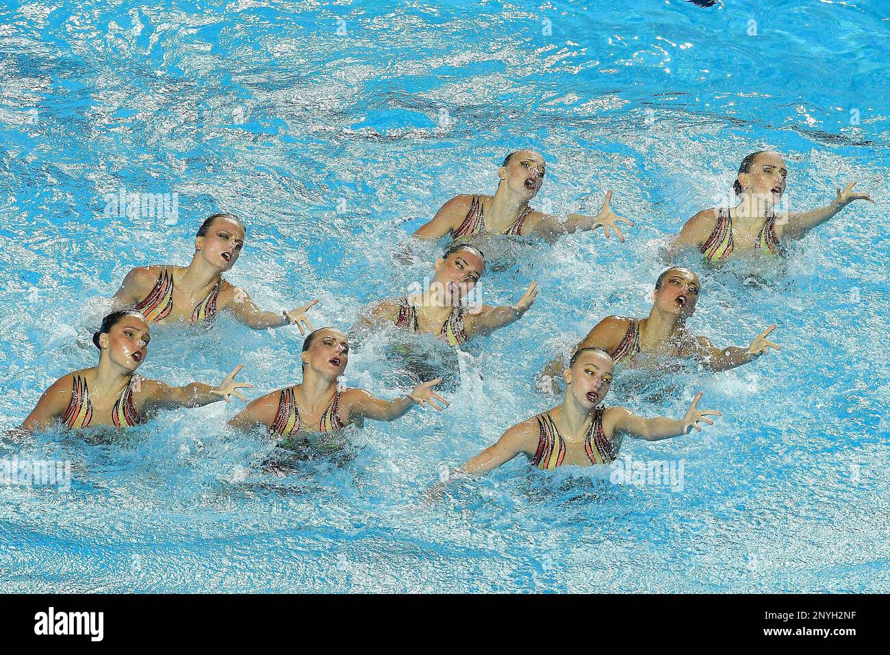 Team Russia performs during the Women's Team Free Synchronized Swimming ...