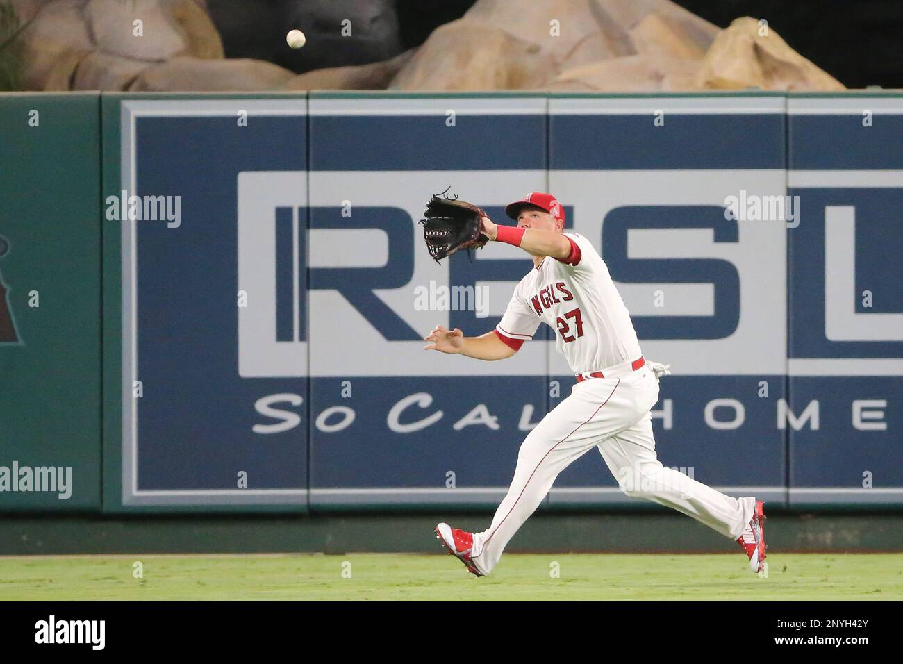 July 18, 2017: Los Angeles Angels center fielder Mike Trout (27) makes ...