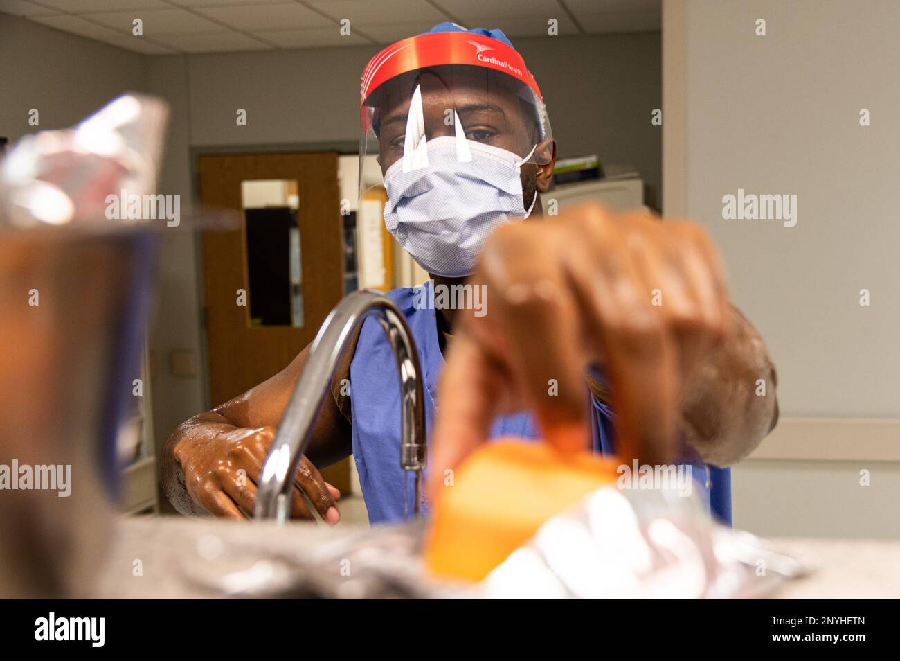 68D operating room specialist students assigned to the U.S. Army ...