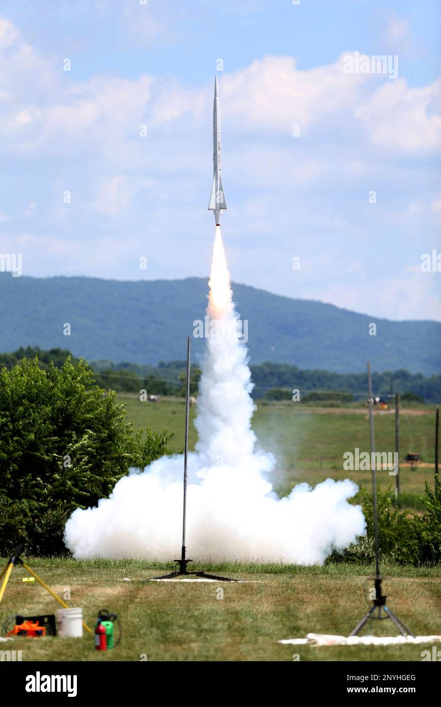 The New River Valley Rocketry Club launches a 12-foot model of a U.S ...