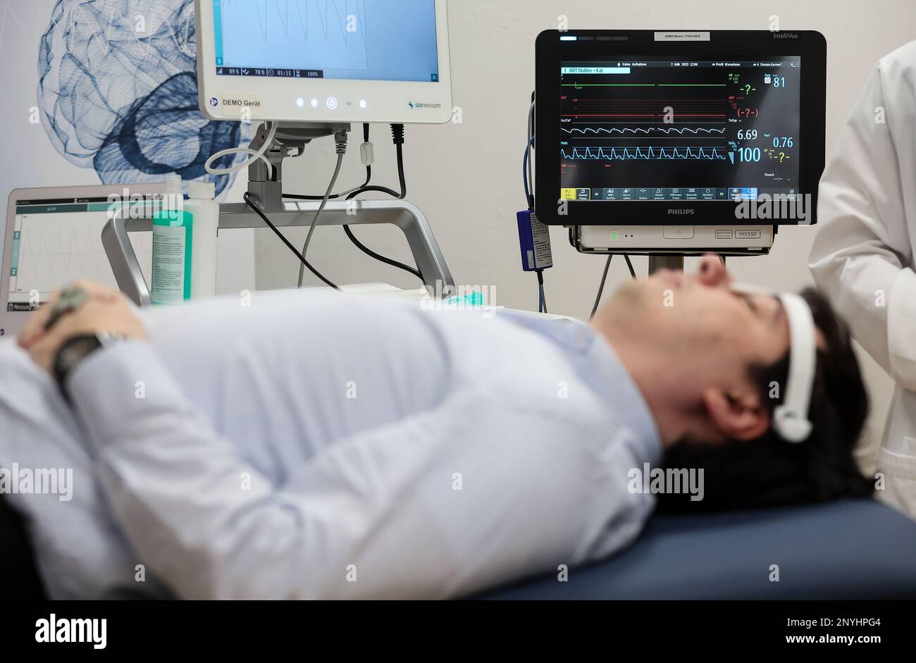 Leipzig, Germany. 02nd Mar, 2023. Enrico Li, an employee of Sonovum ...