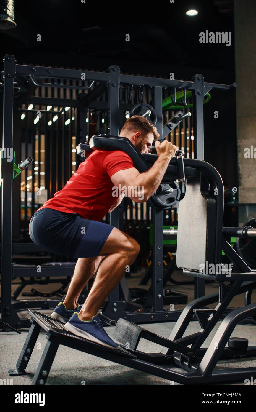 Quadriceps exercise hi-res stock photography and images - Alamy