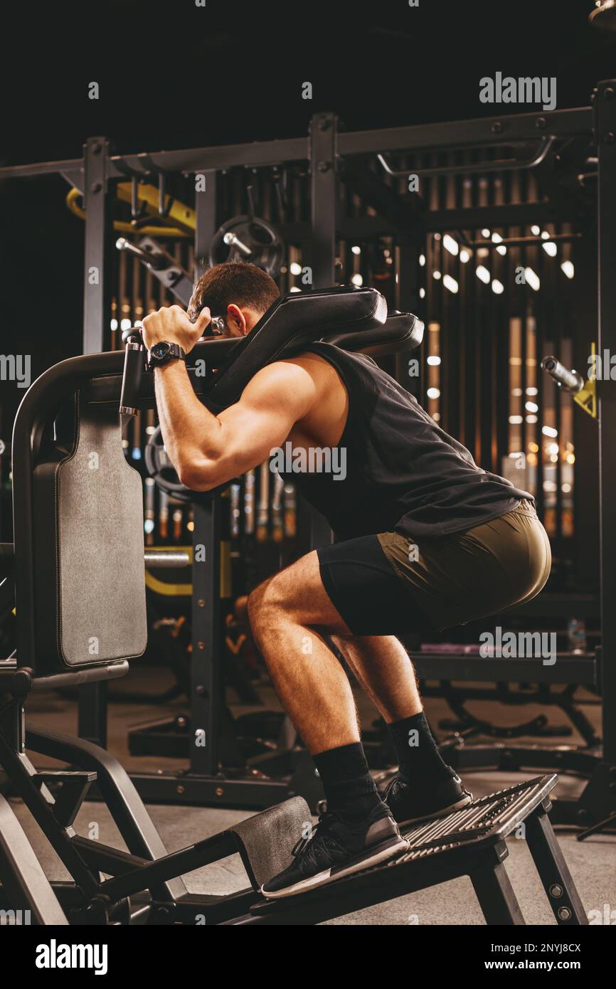 Quadriceps exercise hi-res stock photography and images - Alamy