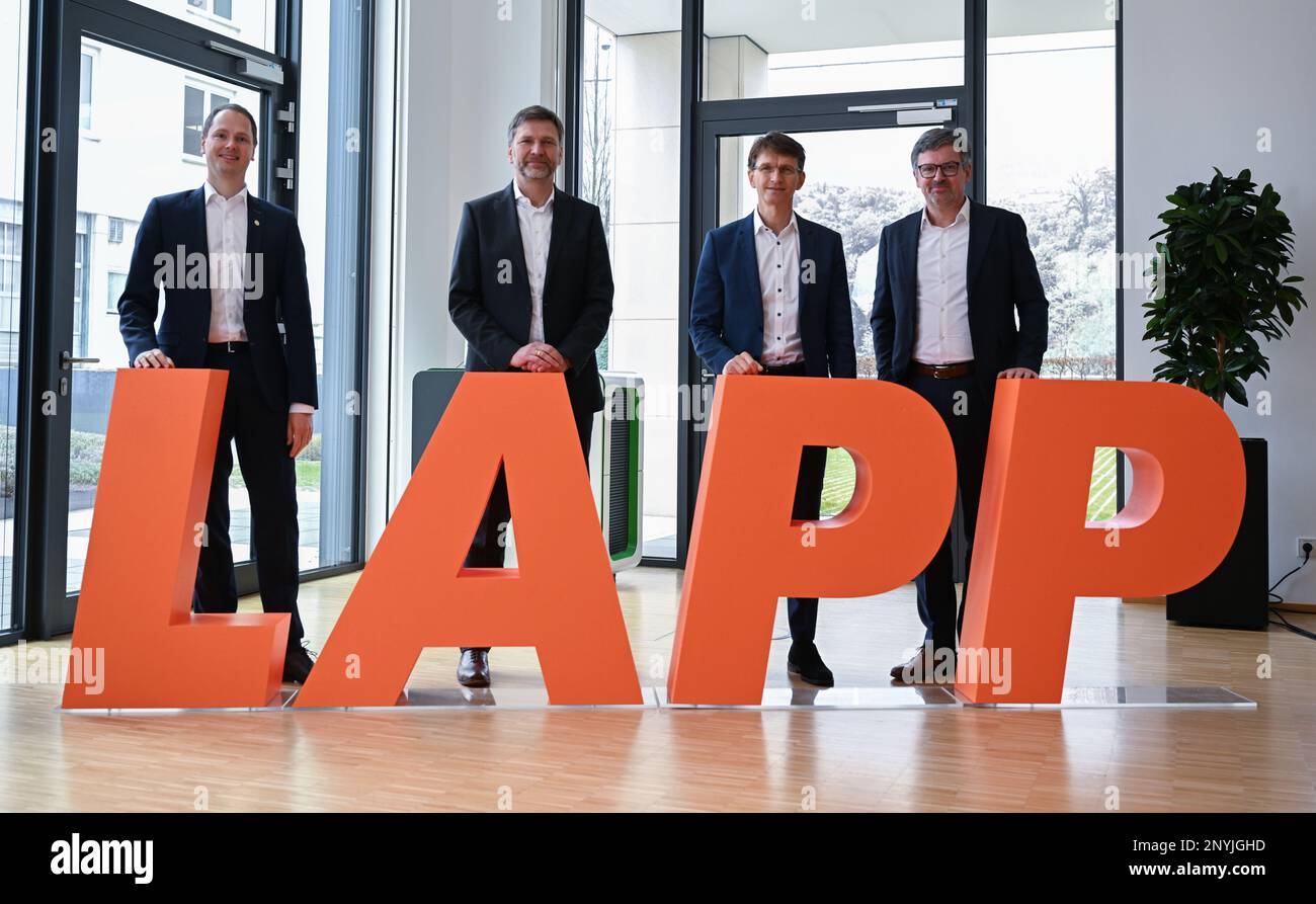 Stuttgart, Germany. 02nd Mar, 2023. Matthias Lapp (l-r), CEO of Lapp ...