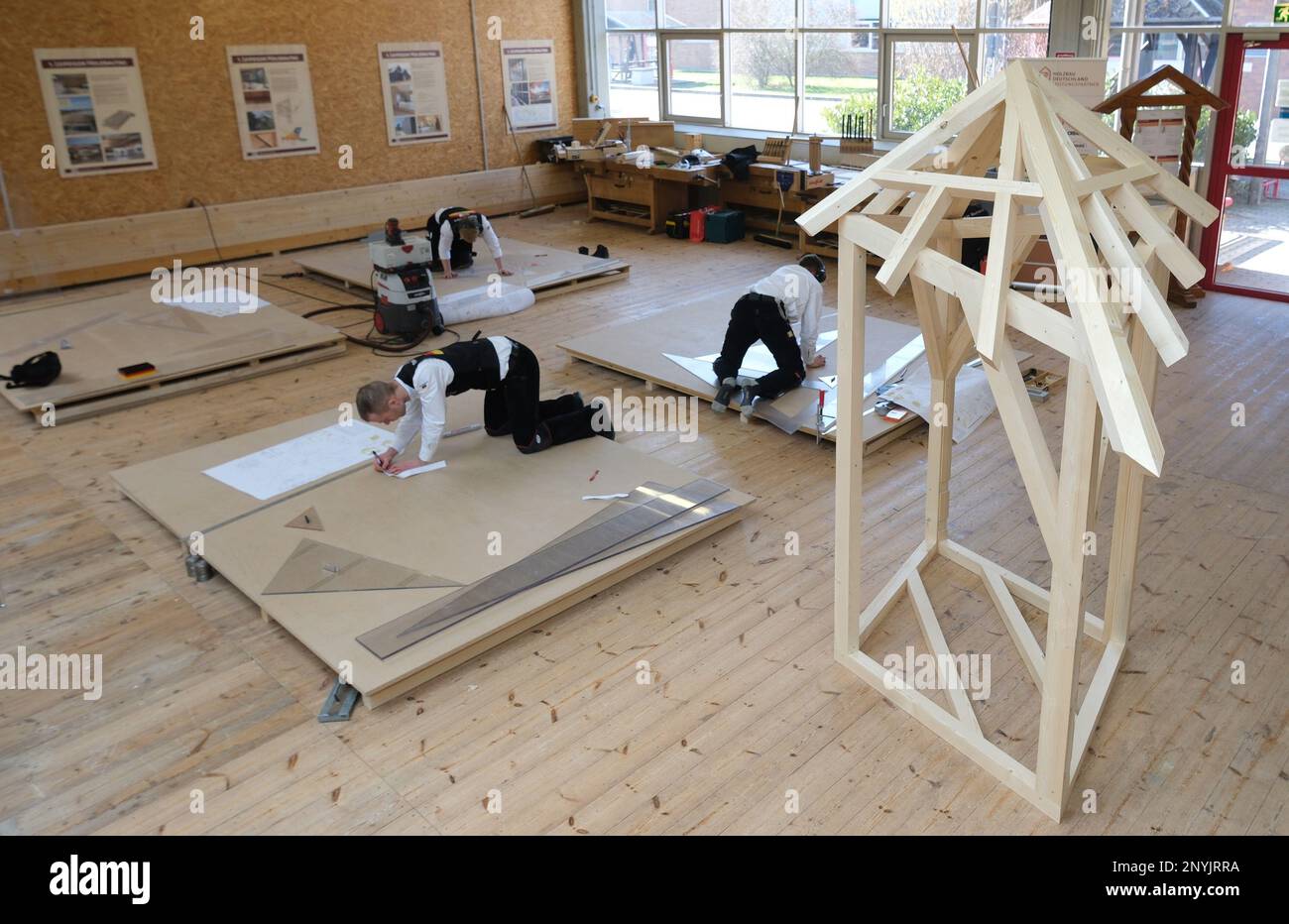 National carpentry team hi-res stock photography and images - Alamy