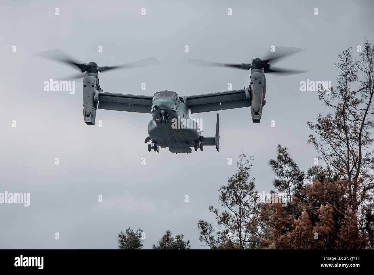 A U.S. Marine Corps MV-22B Osprey with Marine Medium Tiltrotor Squadron ...