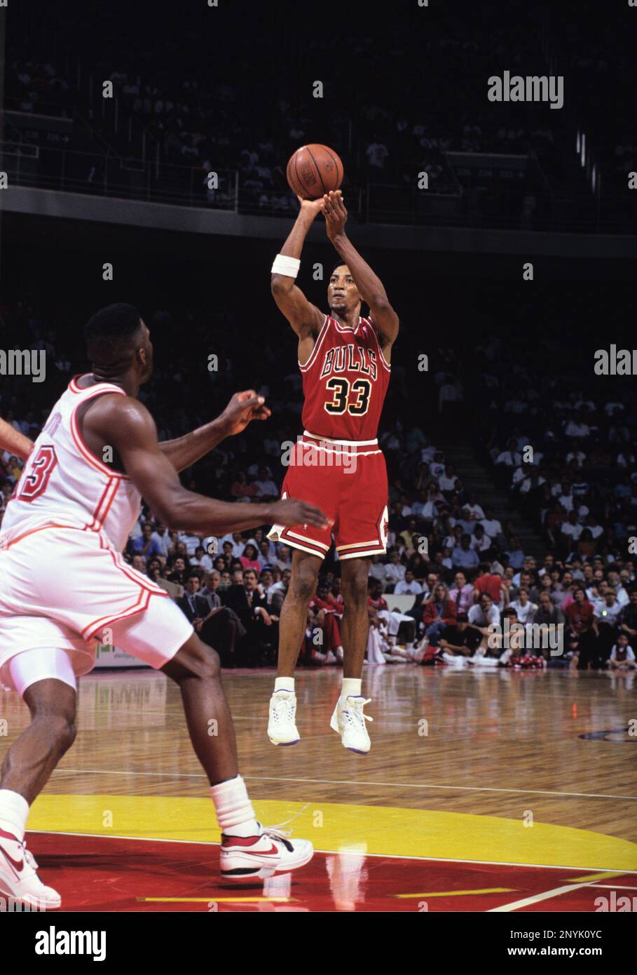 Forward Scottie Pippen (33) of the Chicago Bulls takes an outside shot ...