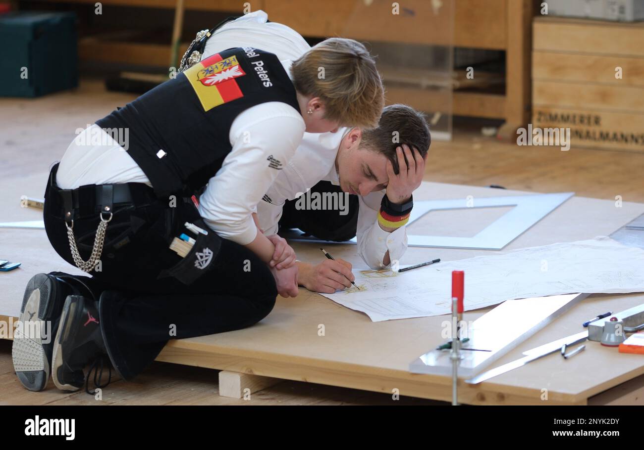 National carpentry team hi-res stock photography and images - Alamy