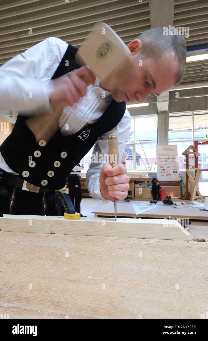 National carpentry team hi-res stock photography and images - Alamy