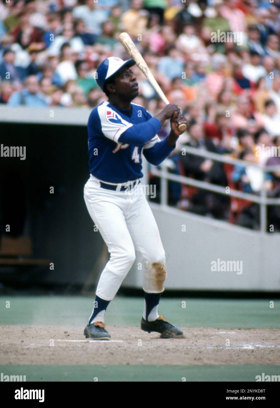 Atlanta Braves right fielder Hank Aaron is seen in action in this ...