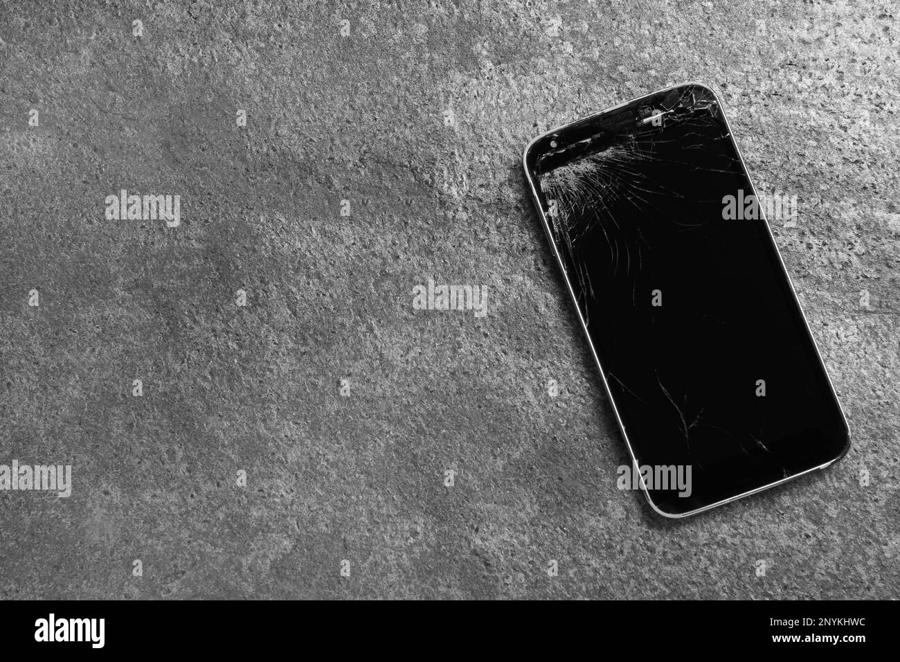 Mobile screen repair Black and White Stock Photos & Images - Alamy
