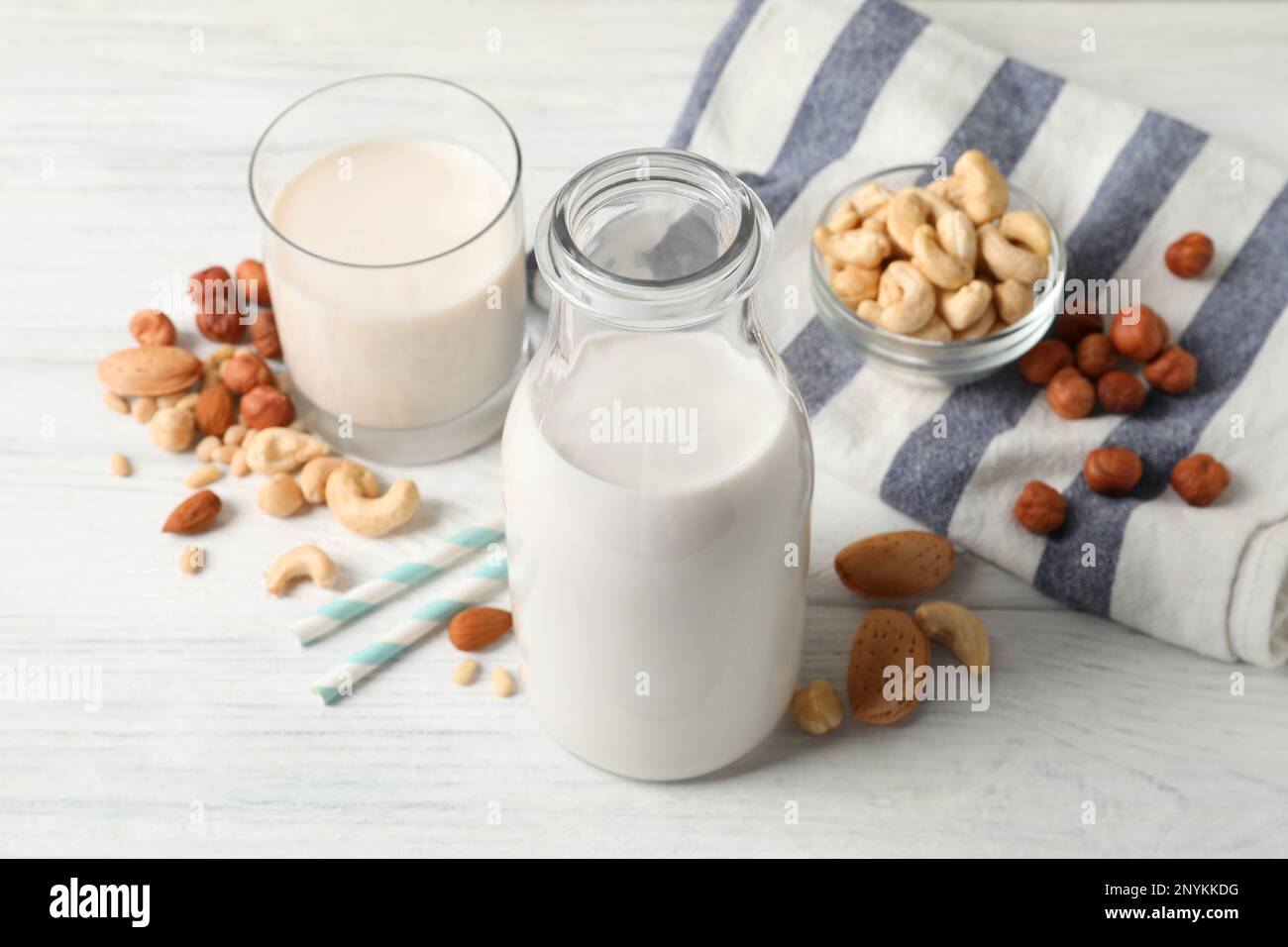 Nut milks hi-res stock photography and images - Alamy