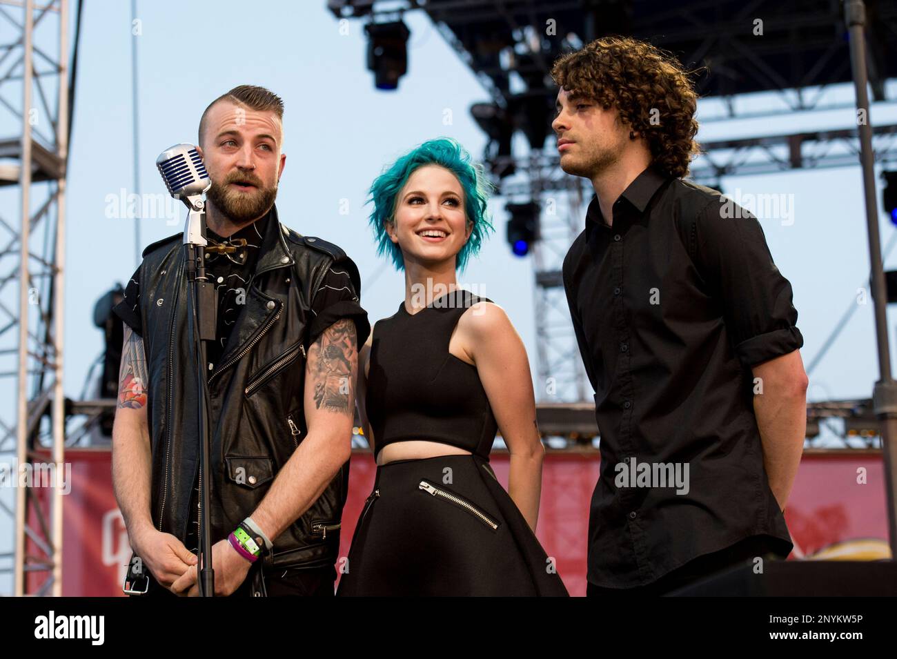 Hayley Williams And Jeremy Davis Paramore's Hayley Williams Gets