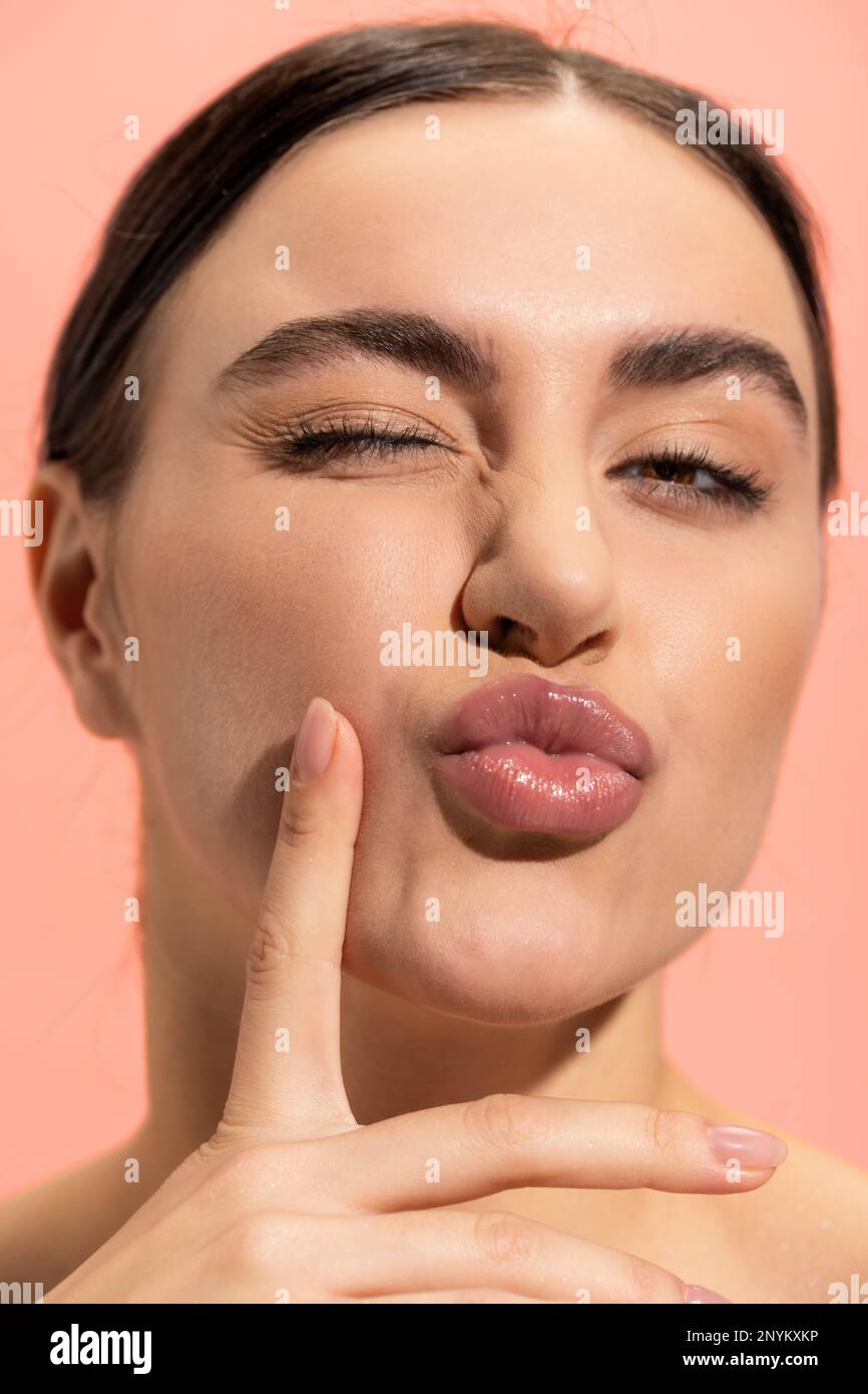 Woman duck lips pink lipstick hi-res stock photography and images - Alamy