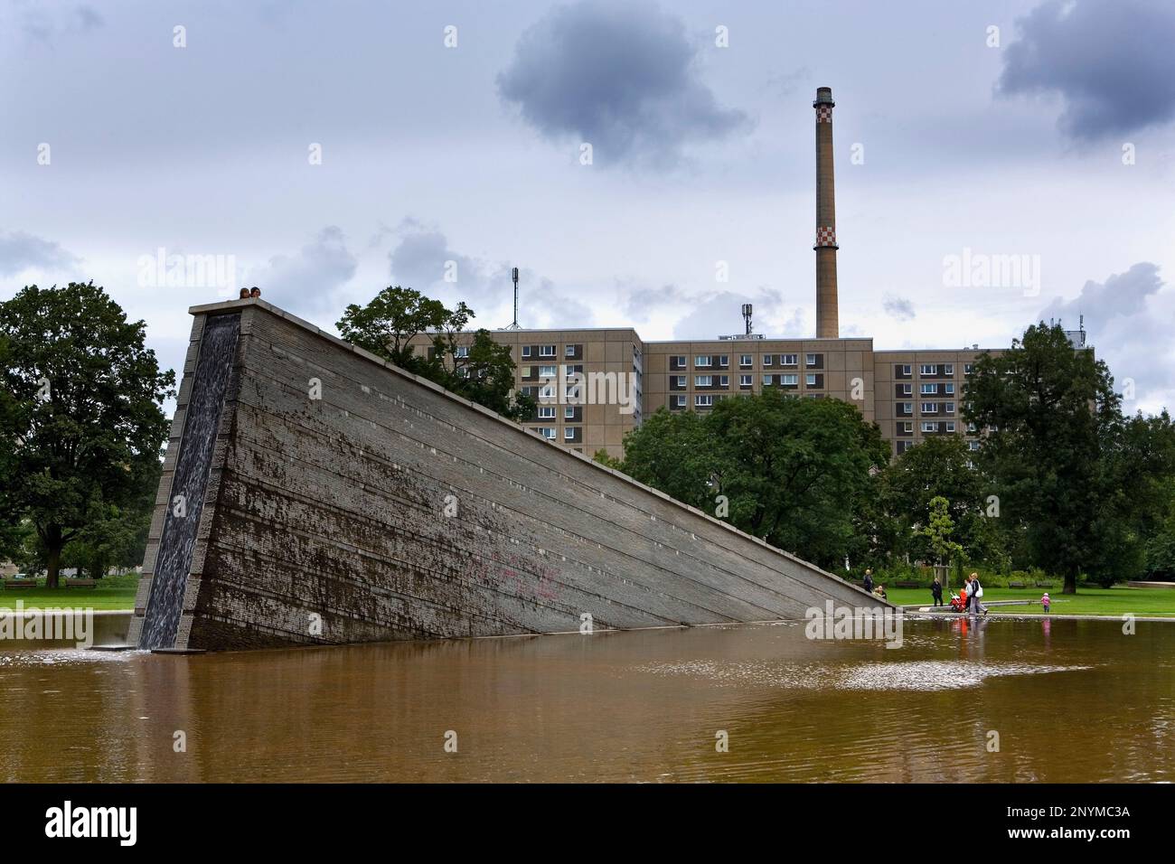 Invalinden Park. allegoric sculpture on the fall of the wall.Berlin ...