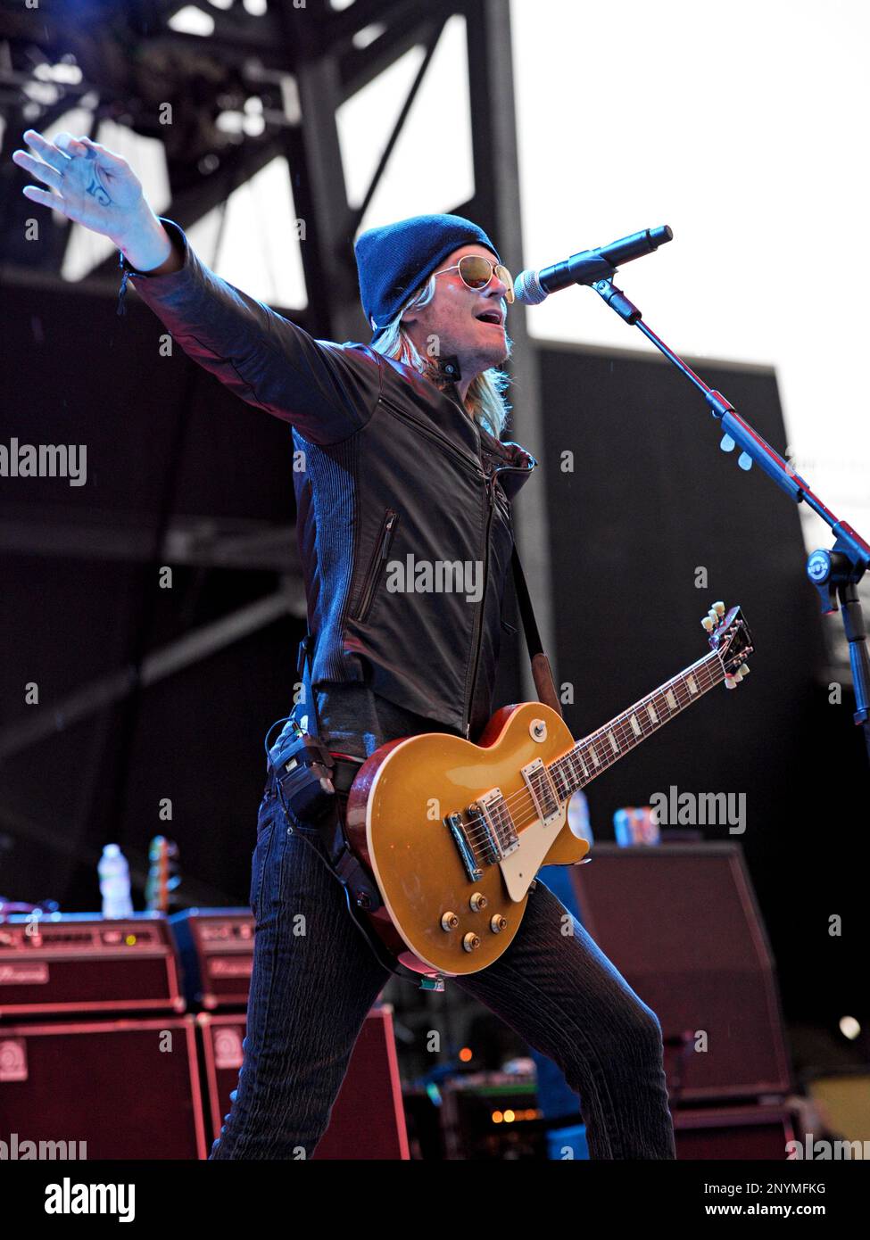 Wes Scantlin of Puddle of Mudd performs during the Rock On The Range ...