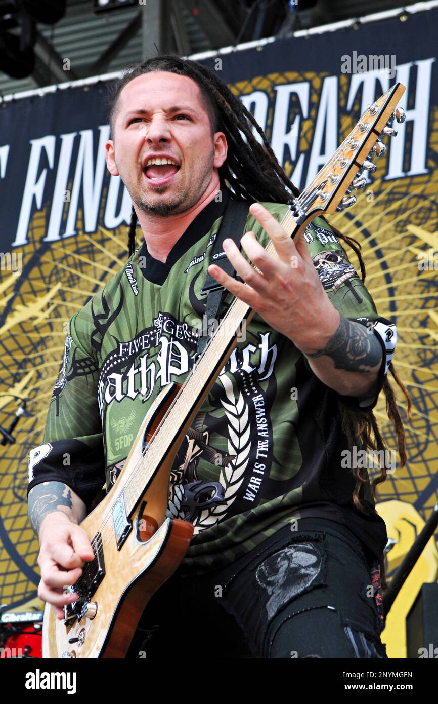 Zoltan Bathory of Five Finger Death Punch performs at Rock on the Range ...