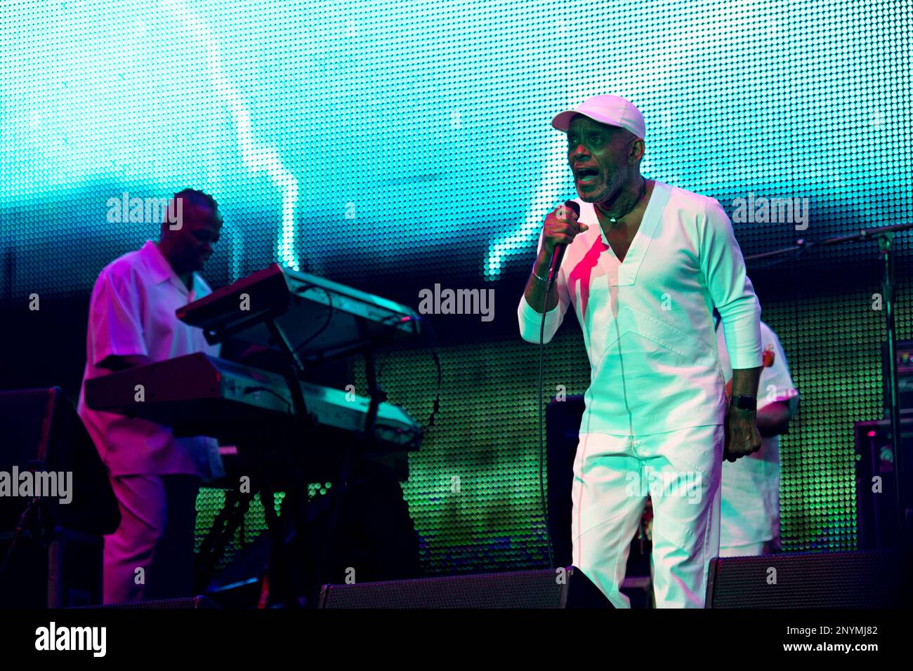 Maze featuring Frankie Beverly performs at the Essence Festival at the ...