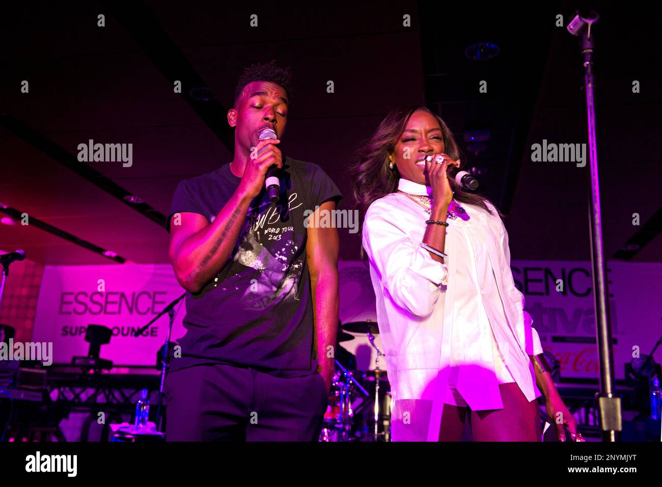 Luke James performs with Estelle during the Essence Festival at the ...