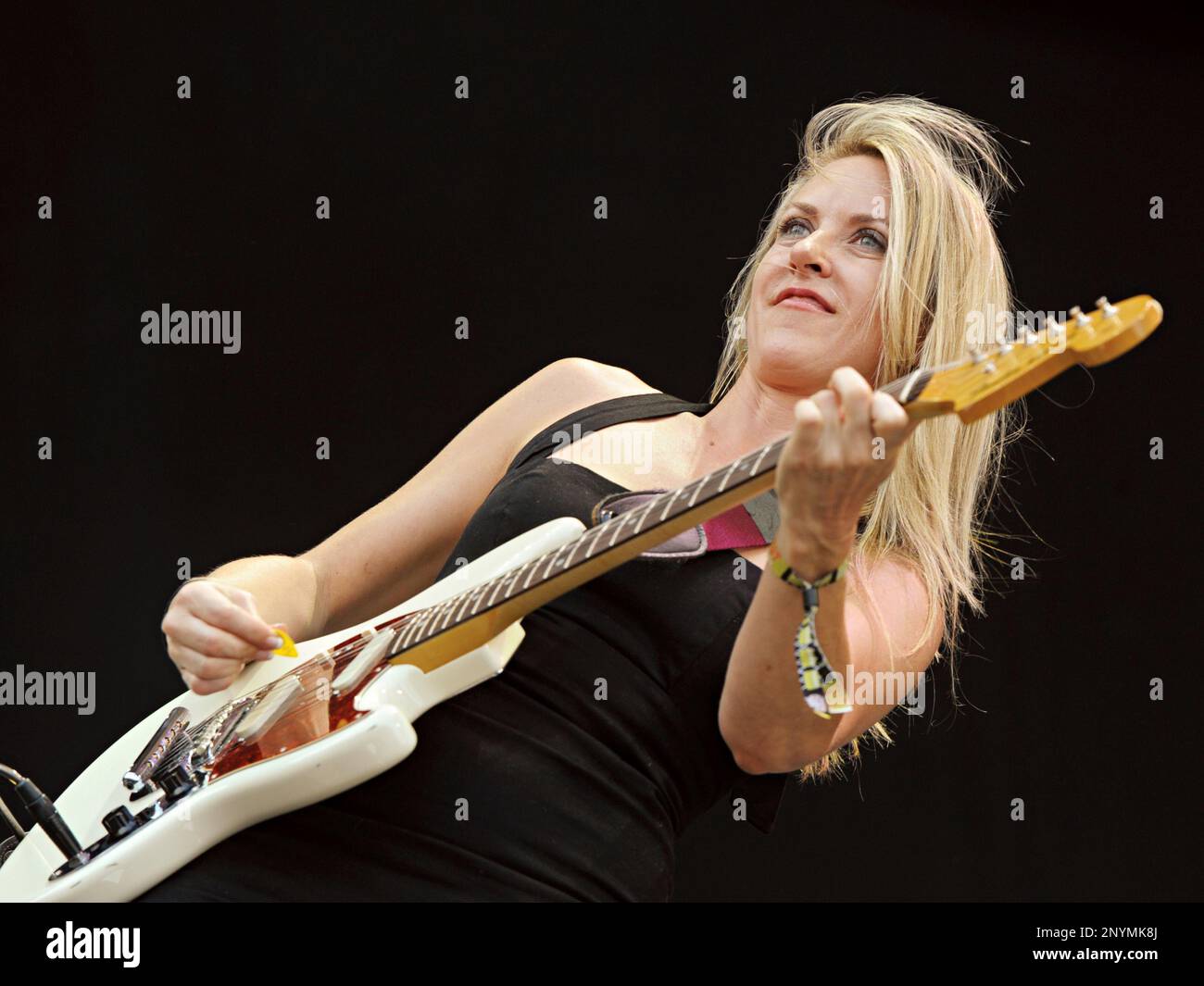 Liz Phair performs during day two of the Dave Matthews Band Caravan at ...