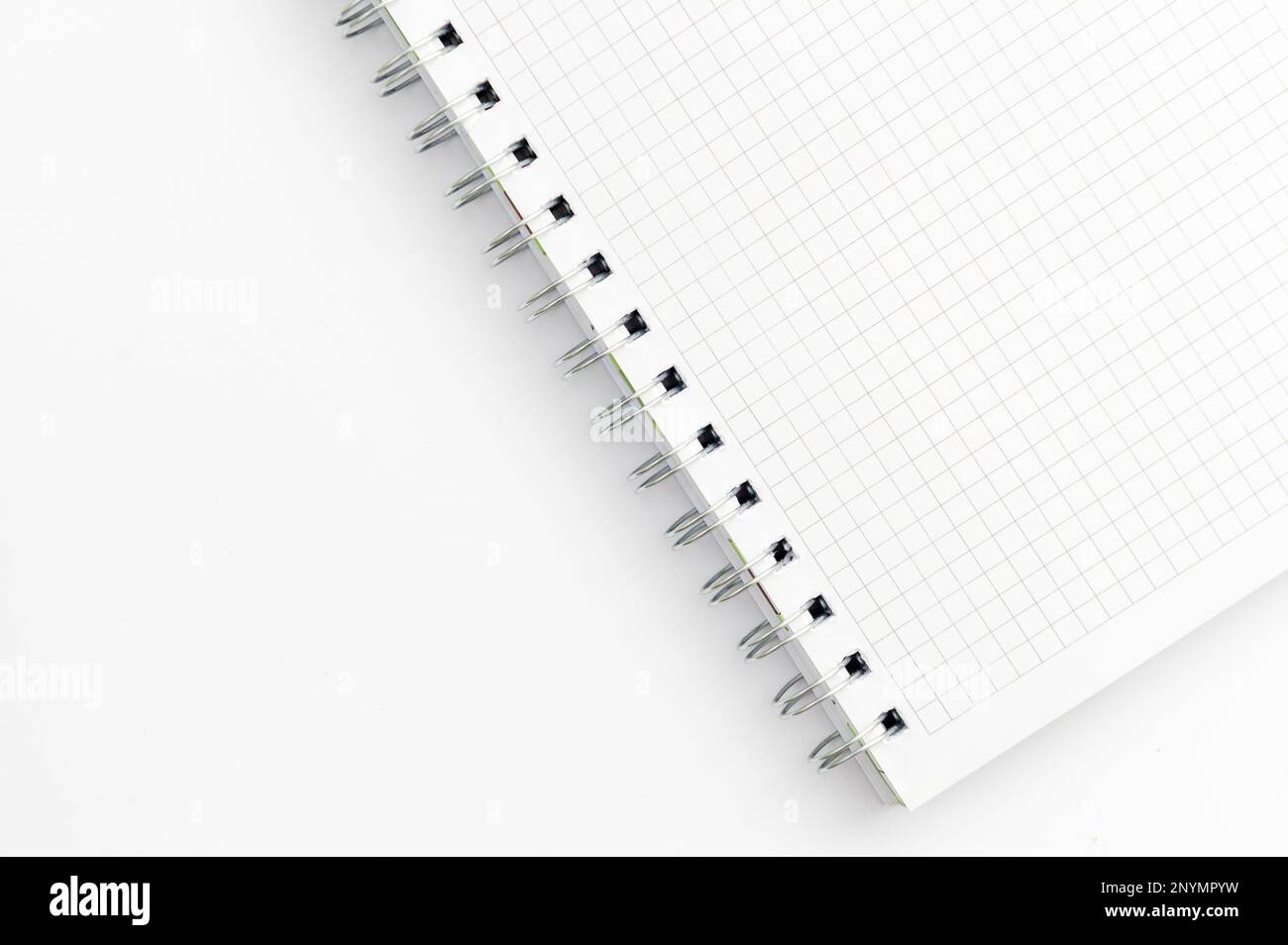 Blank open and closed realistic notebook hi-res stock photography and ...