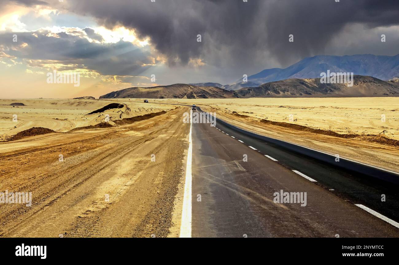 Coastal desert atacama desert chile hi-res stock photography and images ...