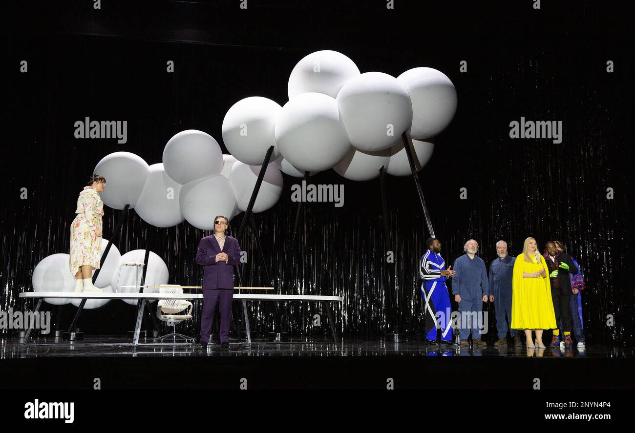 Spear sarah hi-res stock photography and images - Alamy