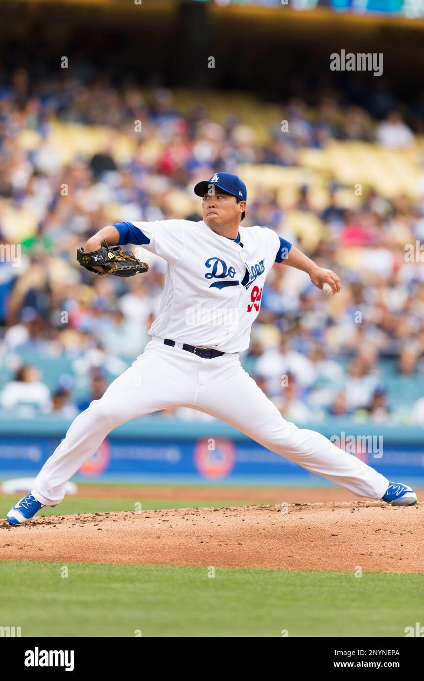 LOS ANGELES, CA - JUNE 11: Los Angeles Dodgers starting pitcher Hyun ...