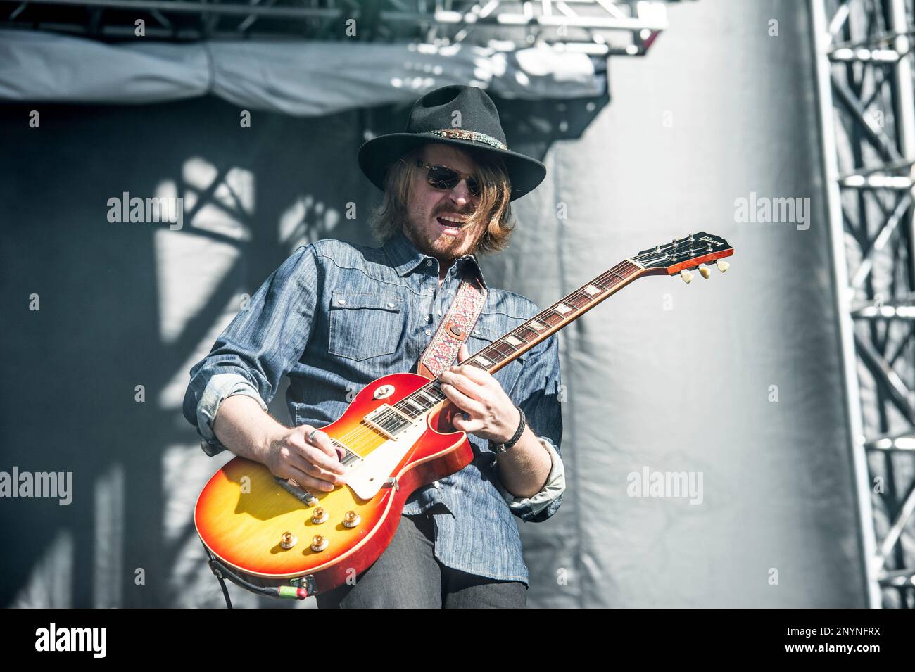 Nick Maybury of Scott Weiland & The Wildabouts performs during the ...