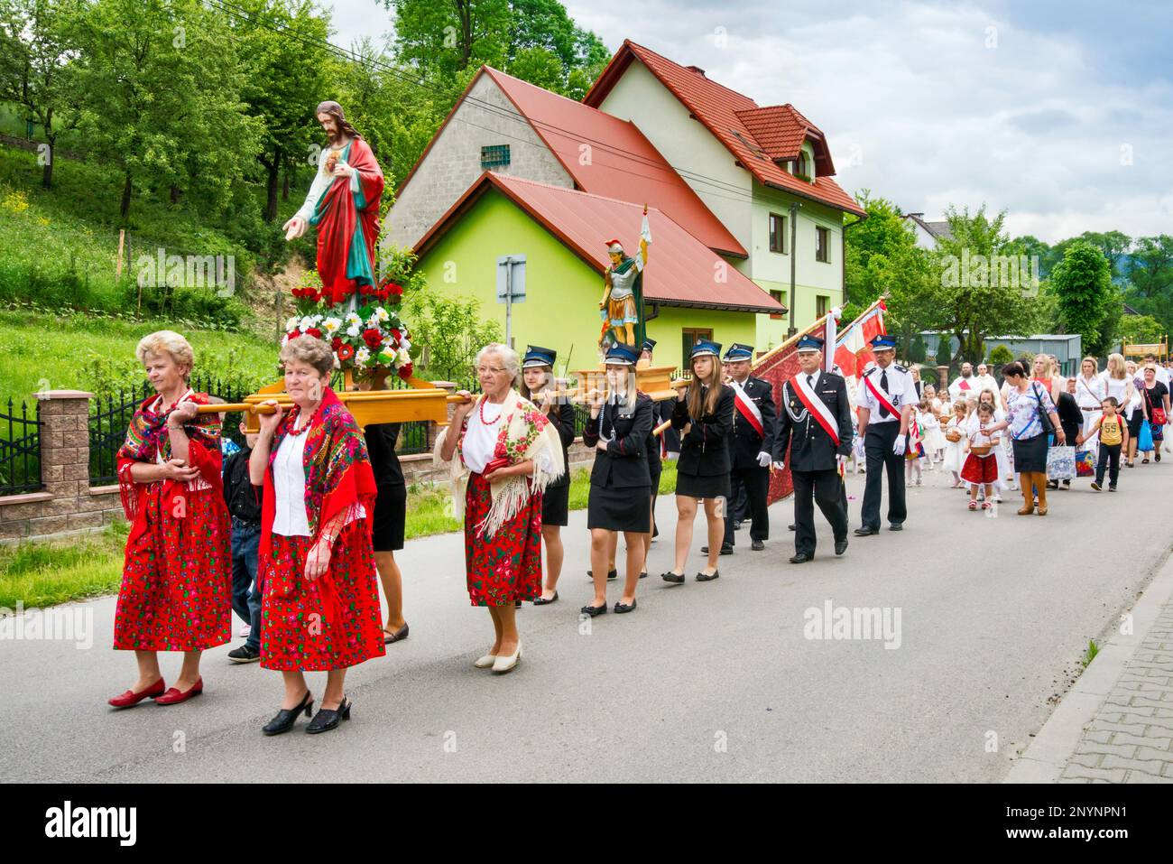 Women carrying Black Madonna icon, Corpus Christi procession in ...