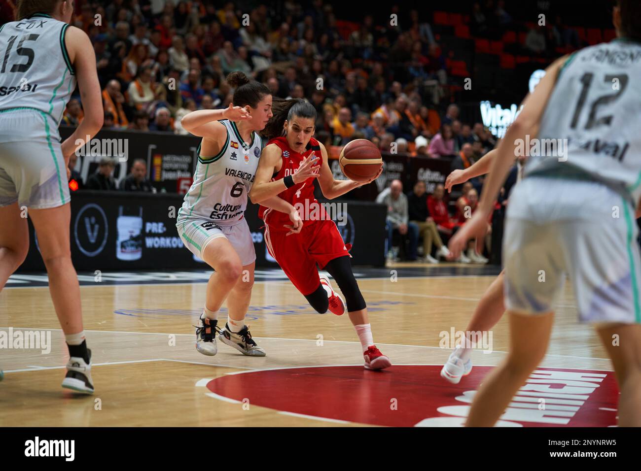 Fuente de baloncesto hi-res stock photography and images - Alamy