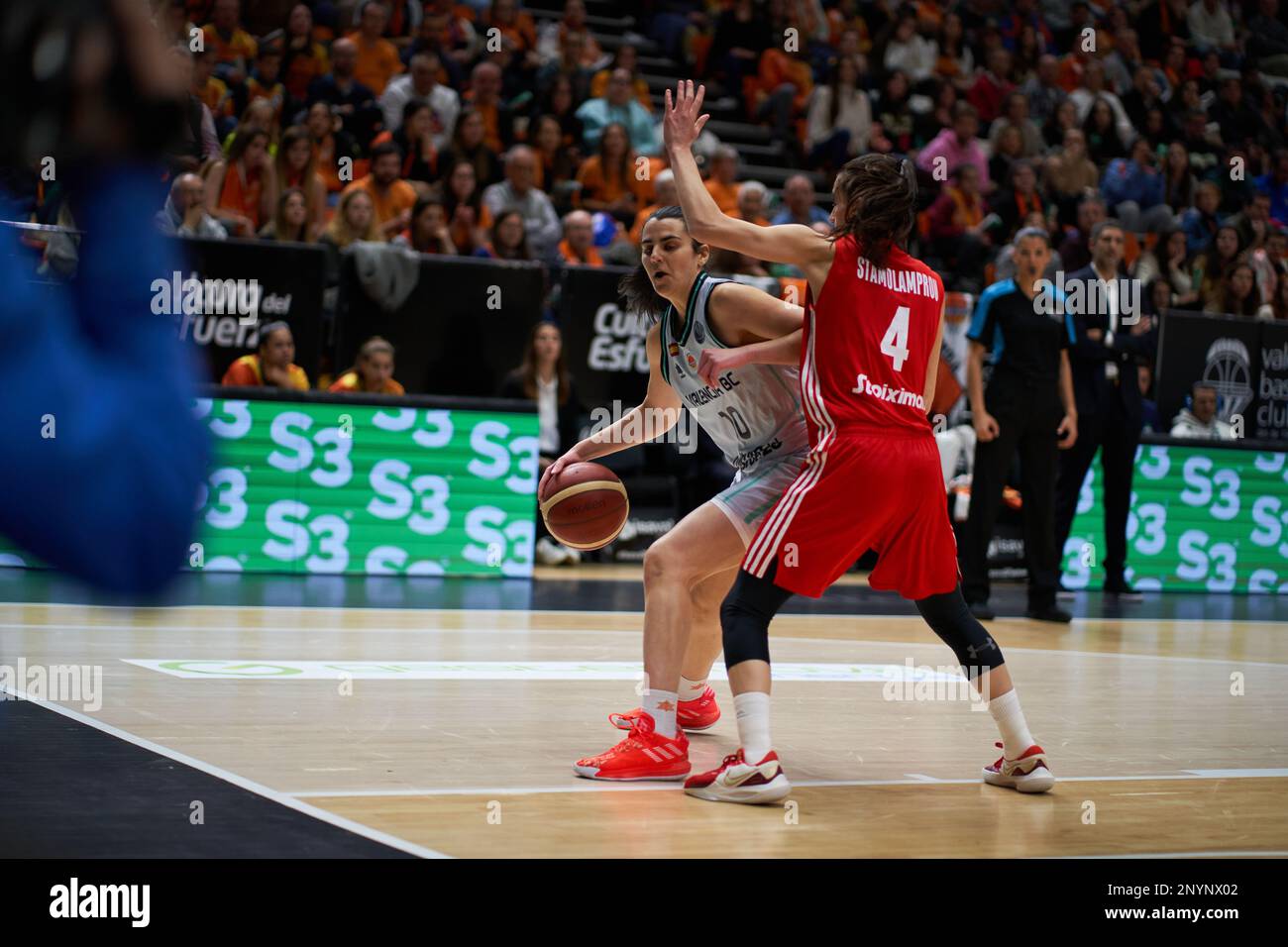 Fuente de baloncesto hi-res stock photography and images - Alamy