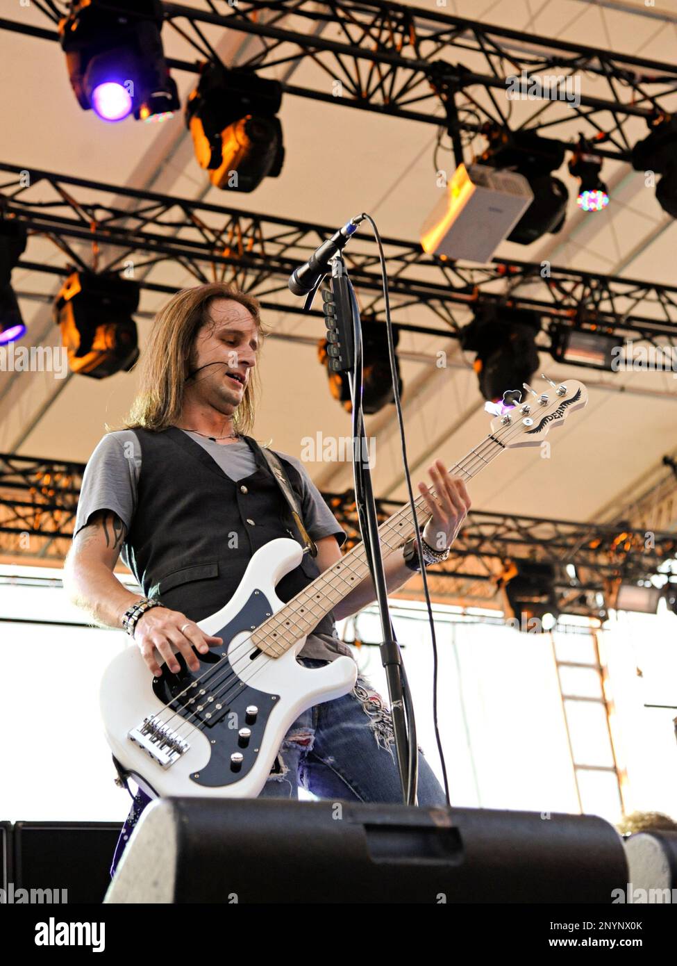 Jon Lawhon of Black Stone Cherry performs during the Carnival of ...