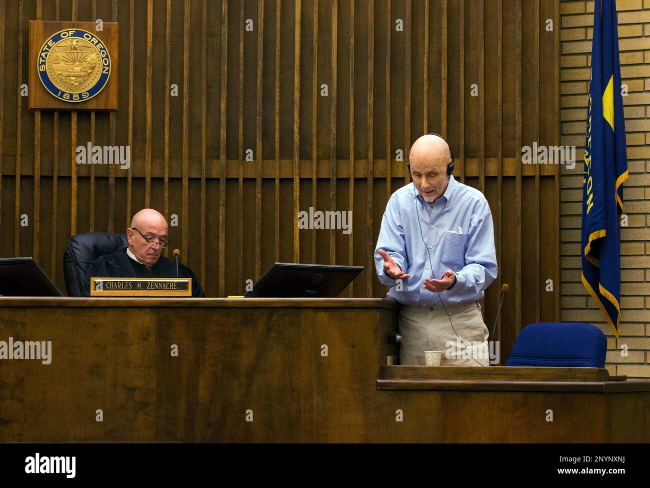 Howard Richard Stull, right, testifies to seeing blood on his hands ...