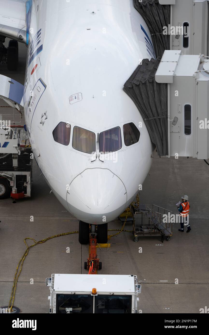March 2, 2023, Tokyo, Japan: Pilots and ramp crew prepare an ANA Boeing ...