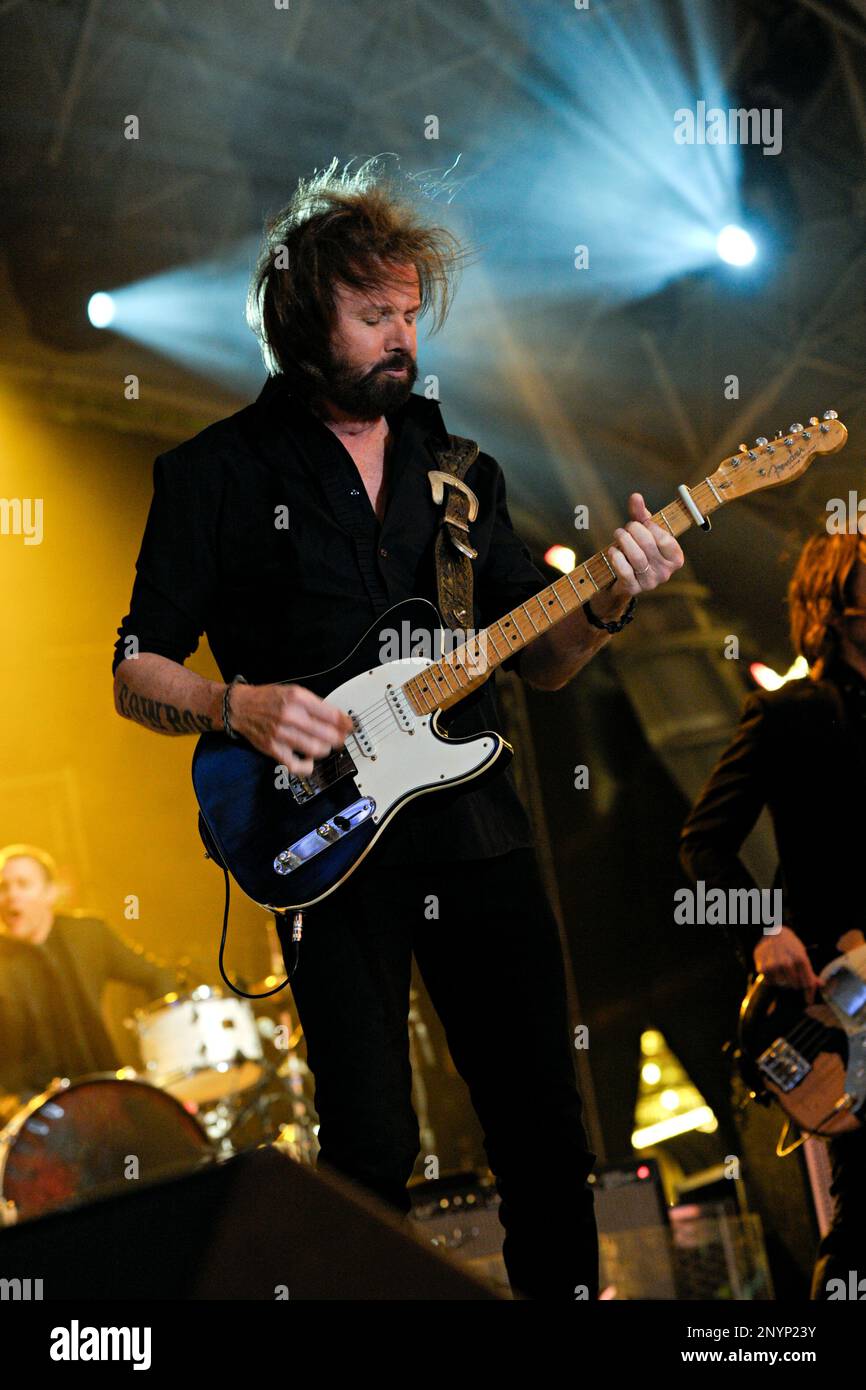 Ronnie Dunn performs during the ACM Concerts at Fremont Street ...