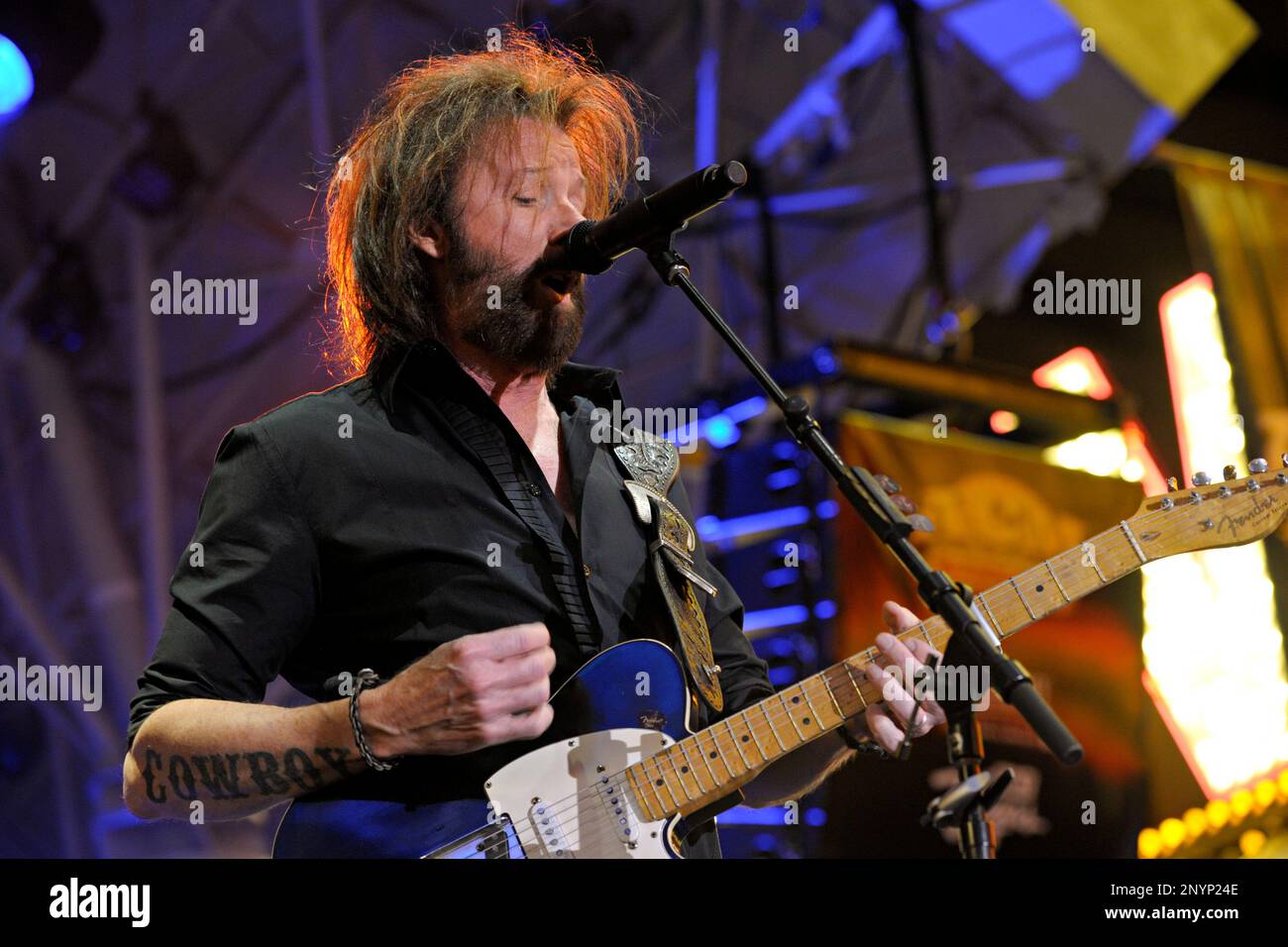 Ronnie Dunn performs during the ACM Concerts at Fremont Street ...