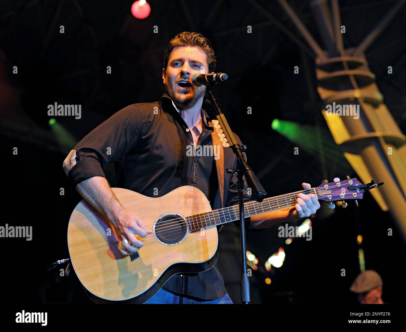 Chris Young performs during the ACM Concerts at Fremont Street ...