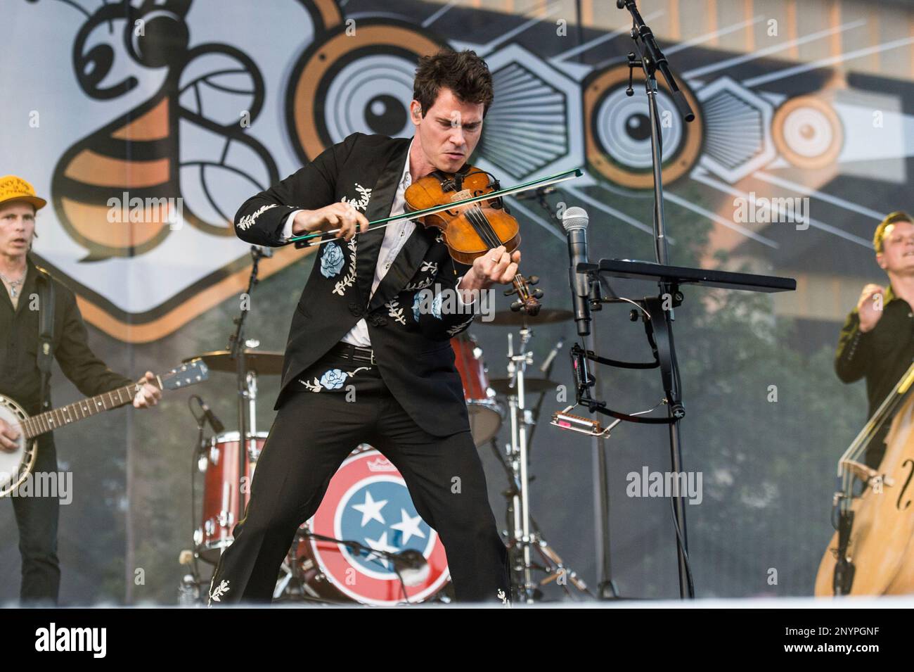 Ketch Secor of Old Crow Medicine Show performs at the 2015 Bunbury ...