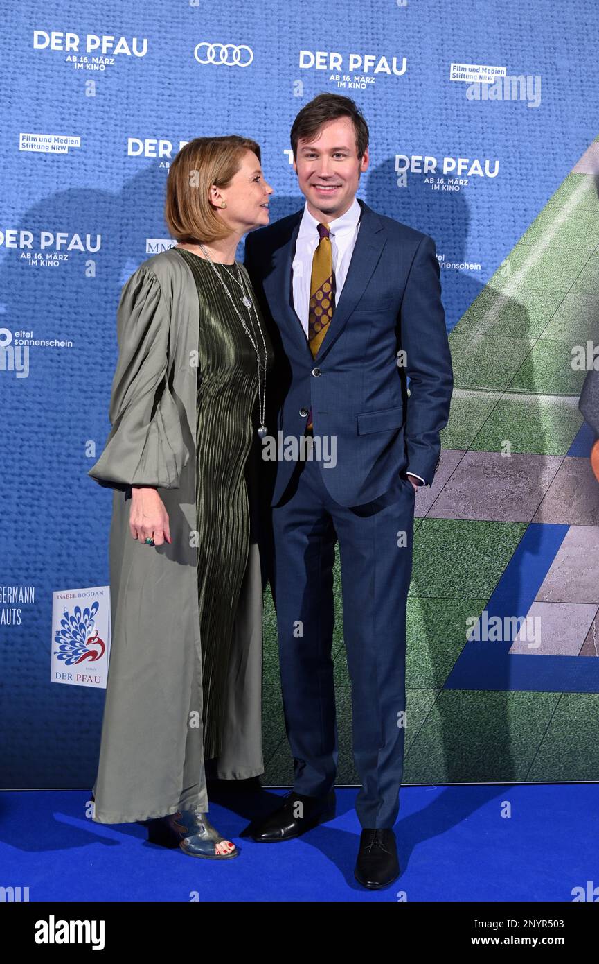 Cologne, Germany. 01st Mar, 2023. Actors Annette Frier and David Kross ...